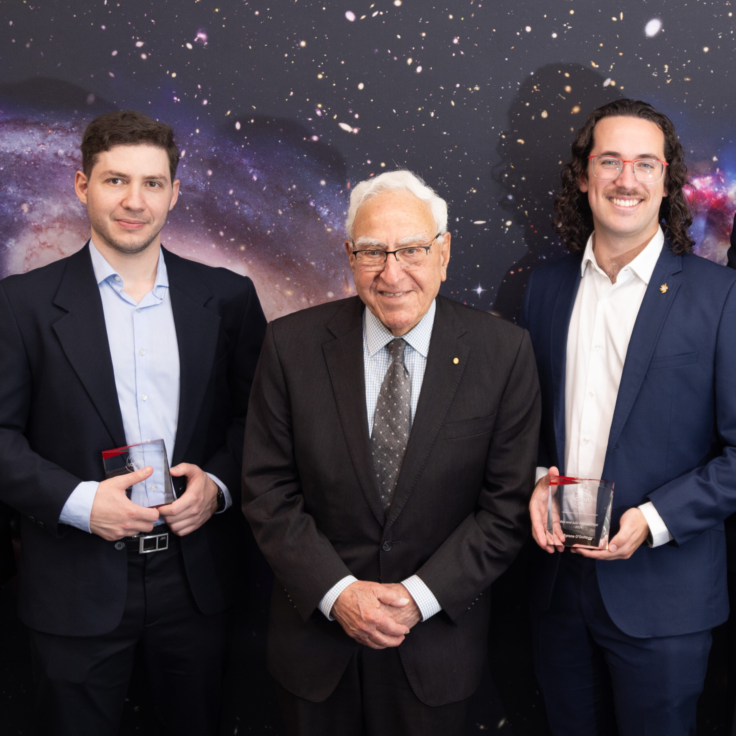 Ken & Julie Michael Prize 2024 awarded - ICRAR